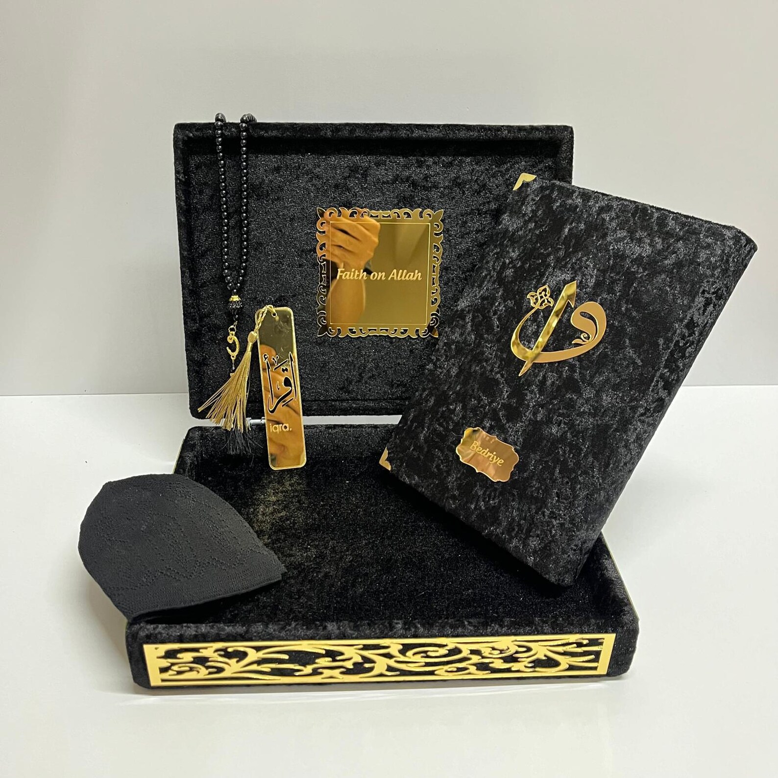 White Personalized Quran Gift Set in Velvet Box | Medium Size Arabic ...