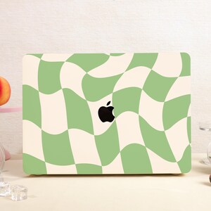 Green Twisted Lattice MacBook Case for MacBook Air 13.6" M2 Pro A2338 ...