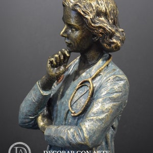Figure of Female Doctor. 31 Cm (12.20 In). Sculptures. Handcrafted in ...