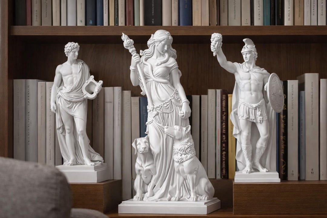 Hecate Figure in Resin/pla – Miniature Statue of the Greek Goddess ...