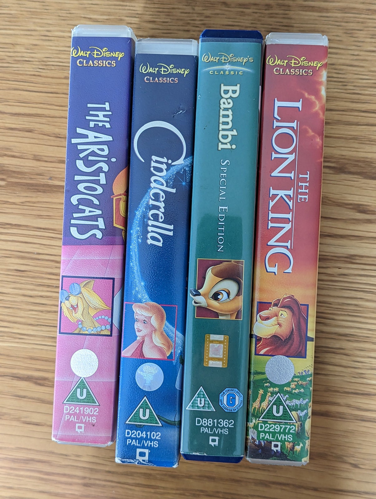 Four Walt Disney VHS Movies the Aristocats, the Lion King, Cinderella ...
