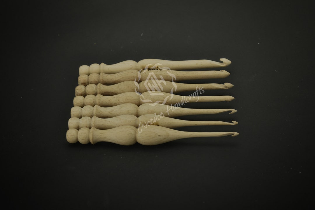 Handcrafted Wooden Crochet Hook Set of 7/13 - Natural & Sustainable ...