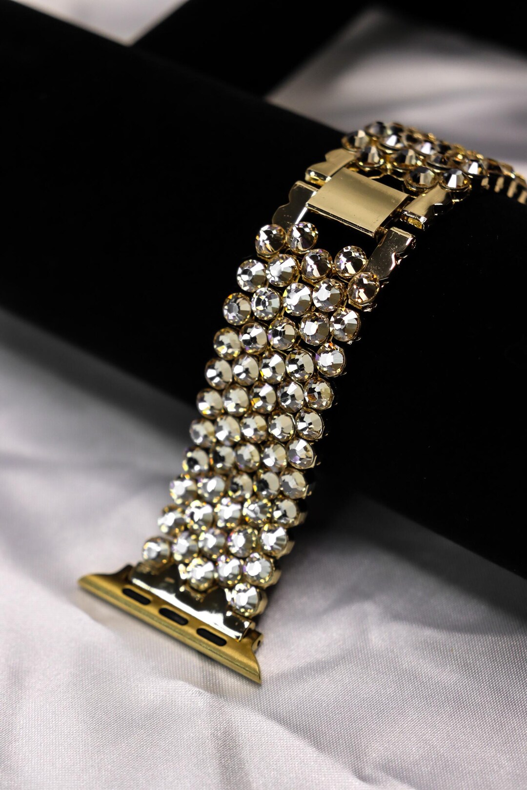 Custom Sparkling Crystal Apple Watch Band Handmade With Preciosa ...