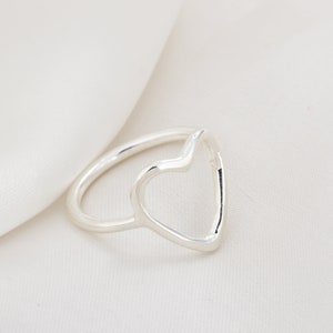 Sterling Silver Heart Outline Ring: Minimalist Love Ring - Etsy