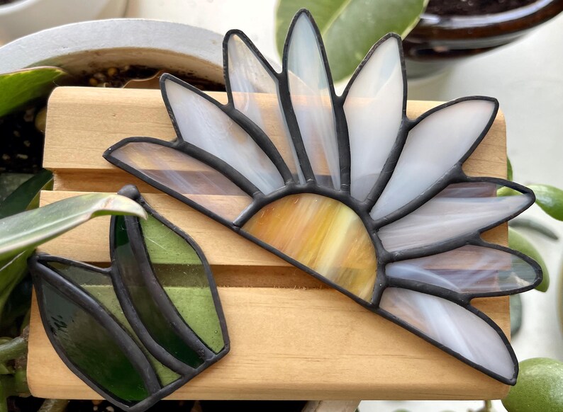 Daisy Stained Glass - Etsy