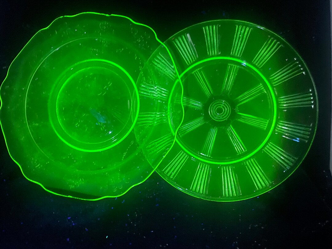 Vintage Uranium Green Glass Salad Plates - Etsy