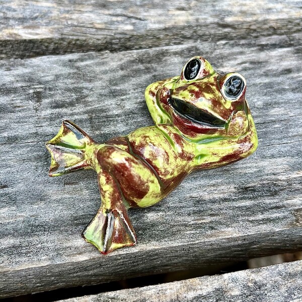 Sunbathing Figurines - Etsy