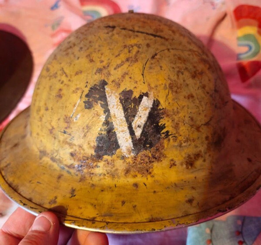 WW2 Original 1939 British Steel Helmet With Liner Dated 1931 British ...