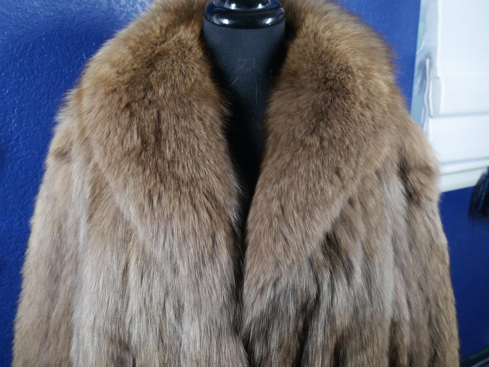 Stunning Brown Feathered Fox Fur Stroller Coat Jacket - Etsy