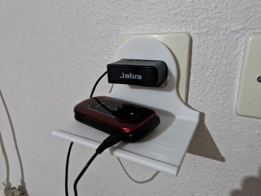 Wall-mounted Charging Shelf, Compact Device Charging Station, Space ...
