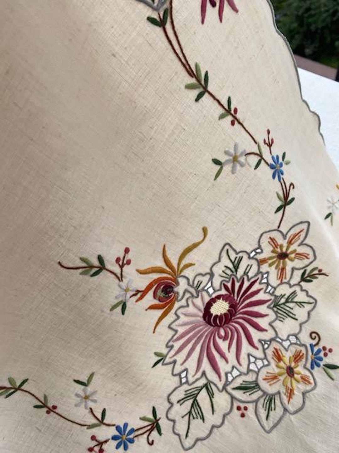 Vintage Table Runner Machine Embroidery - Excellent Quality - Slow ...