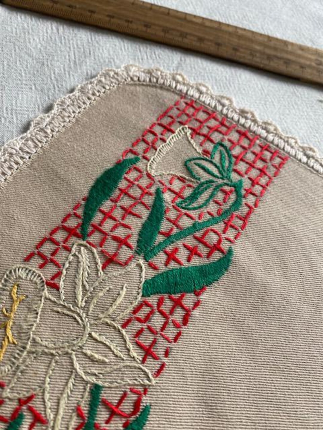 Large Vintage Embroidered Doiley / Tray Cloth - Soft Linen - Slow ...