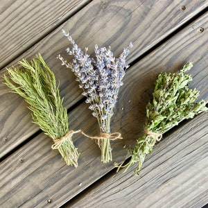 Herbal Bundles of Dried French and English Lavender, Oregano, Sage and ...