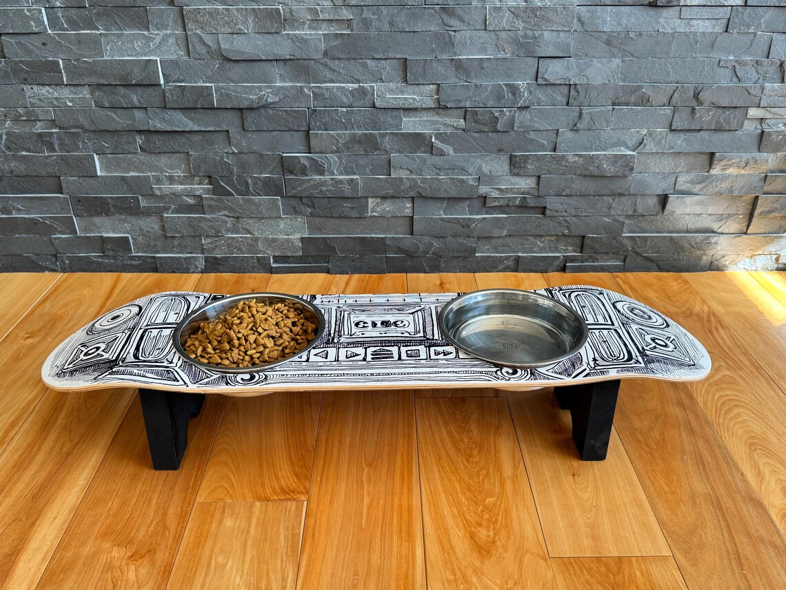 Boombox Dog Skatebowl - Elevated Dog Bowl With 2 Stainless Steel Bowls ...