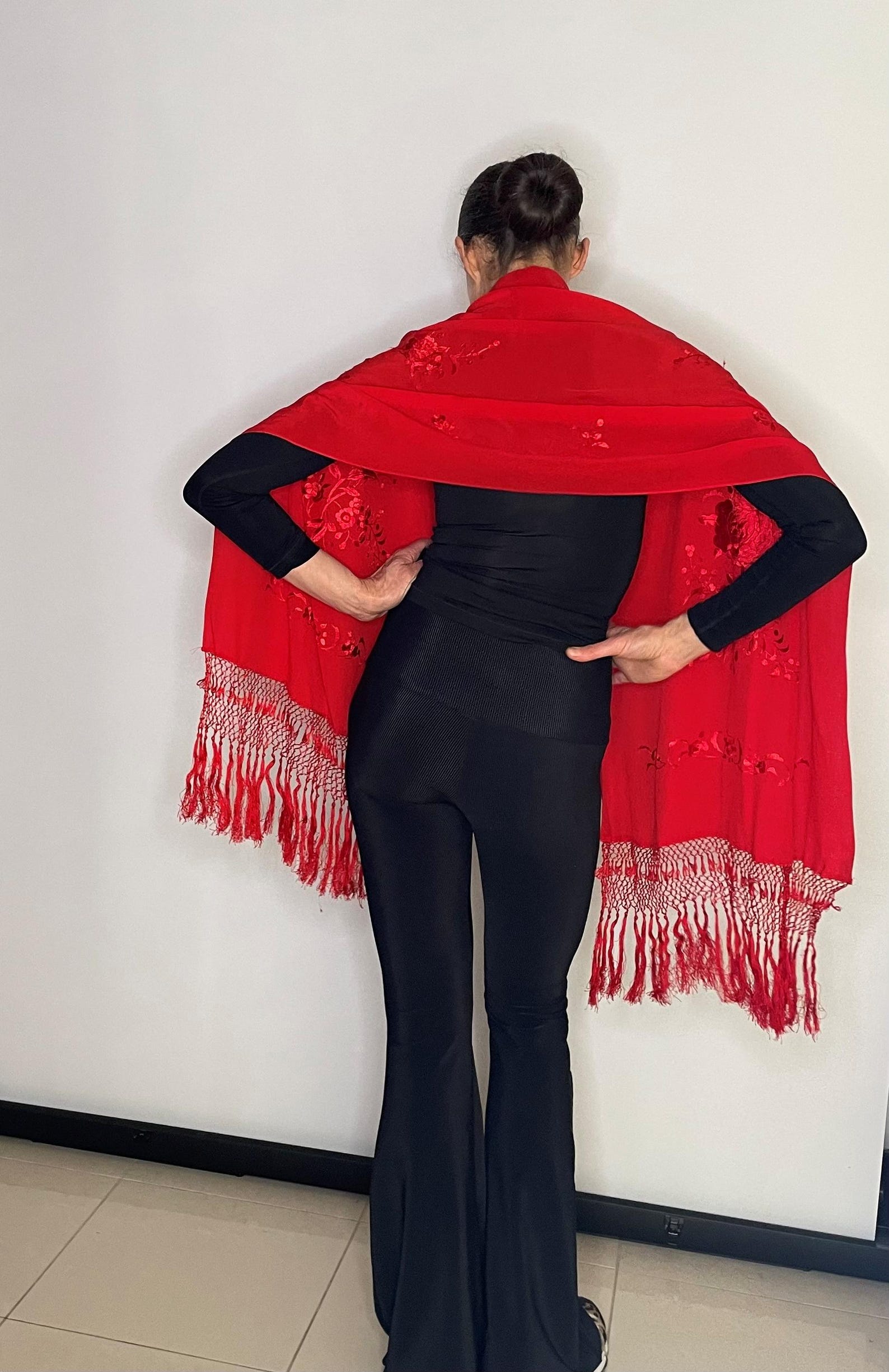 1980s 1970s Vintage Red Silk Shawl Embroidered Shawl Wrap - Etsy