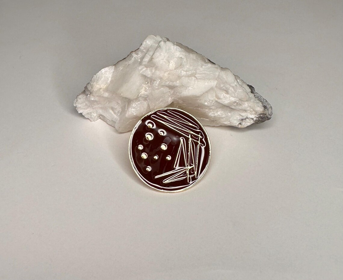 Petri Dish Enamel Pin, Biology Microbiology Student Graduation Gift - Etsy