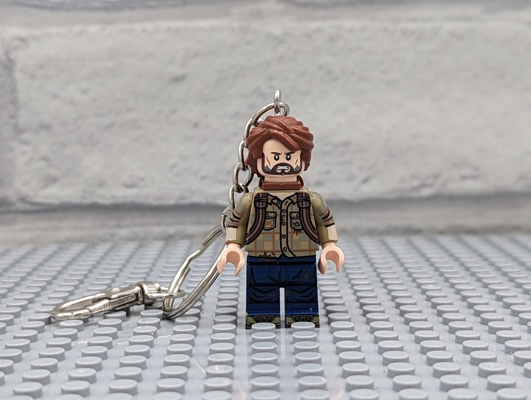 Joel the Last of Us Pedro Pascal Keyring Keychain - Etsy