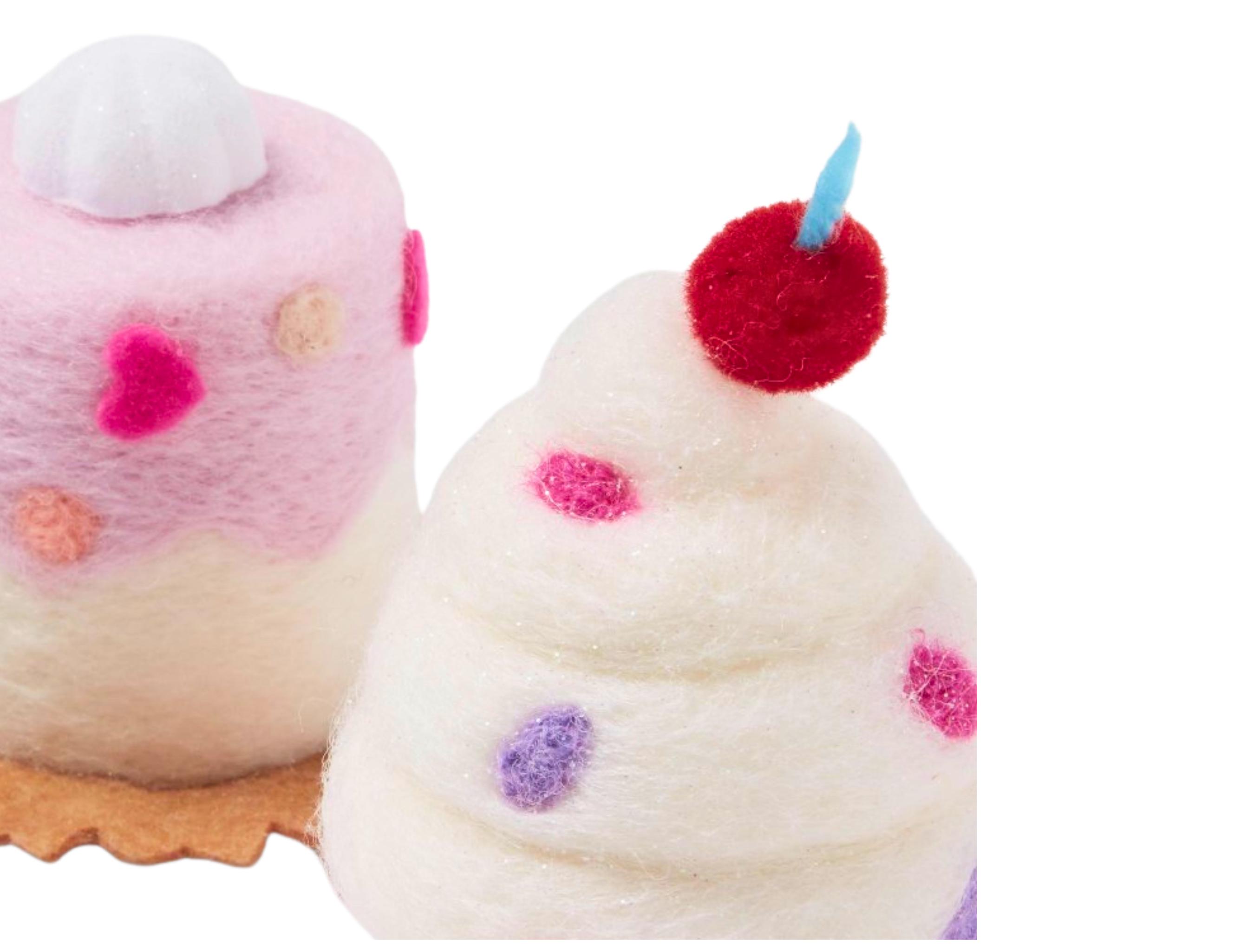 2025 Spritz Soft Sculpt Cupcakes Valentine's Day Decorative Accent Set ...