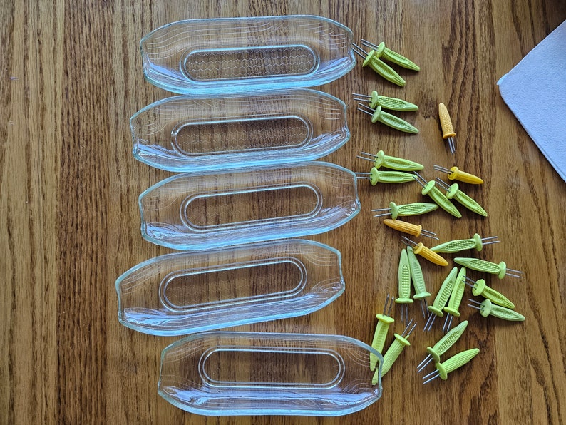 Vintage Glass Corn on the Cob Plates & Holders Honeycomb Pattern - Etsy