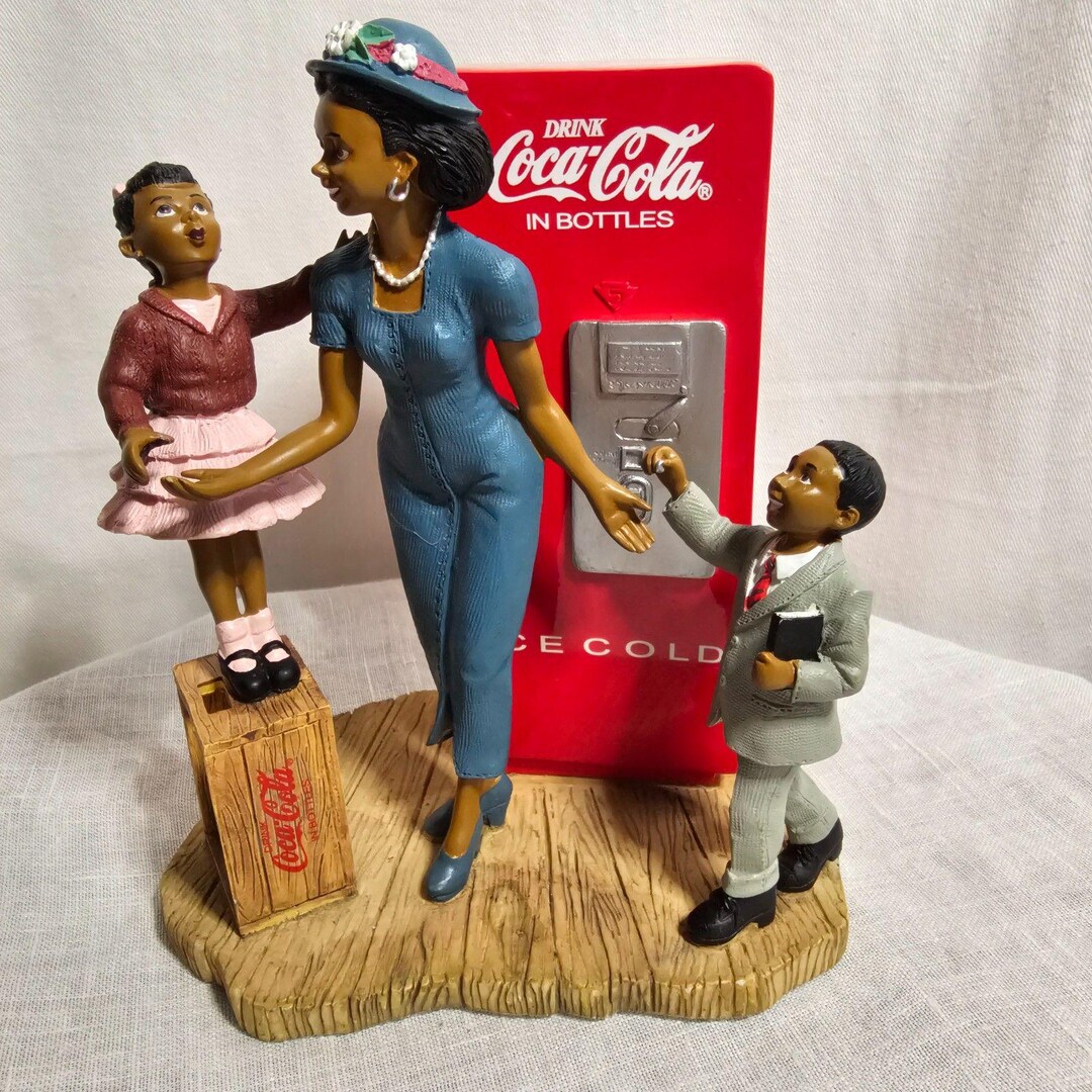 Coca-cola Collectible Ebon Memories "a Sunday Treat" 2000 Figurine Coke ...