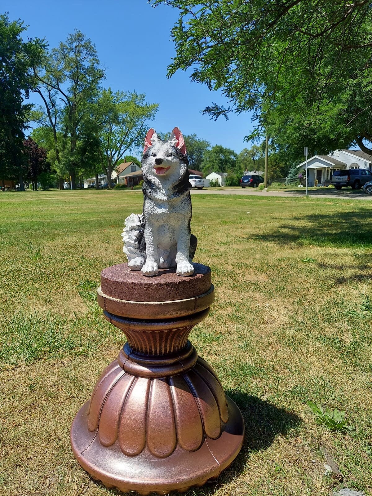 Smiling Husky Puppy Handmade to Make Your Garden or Home Look More ...