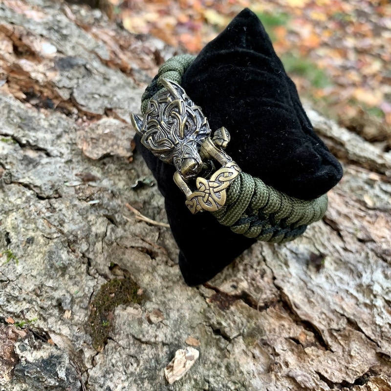 Custom Paracord Shackles - Etsy