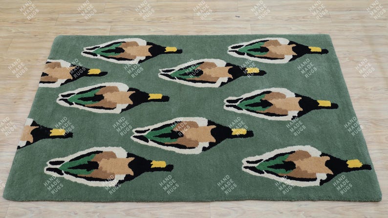 Duck Pattern Hand Tufted 100 % Wool Rug , Green Farmhouse Area Rug ...