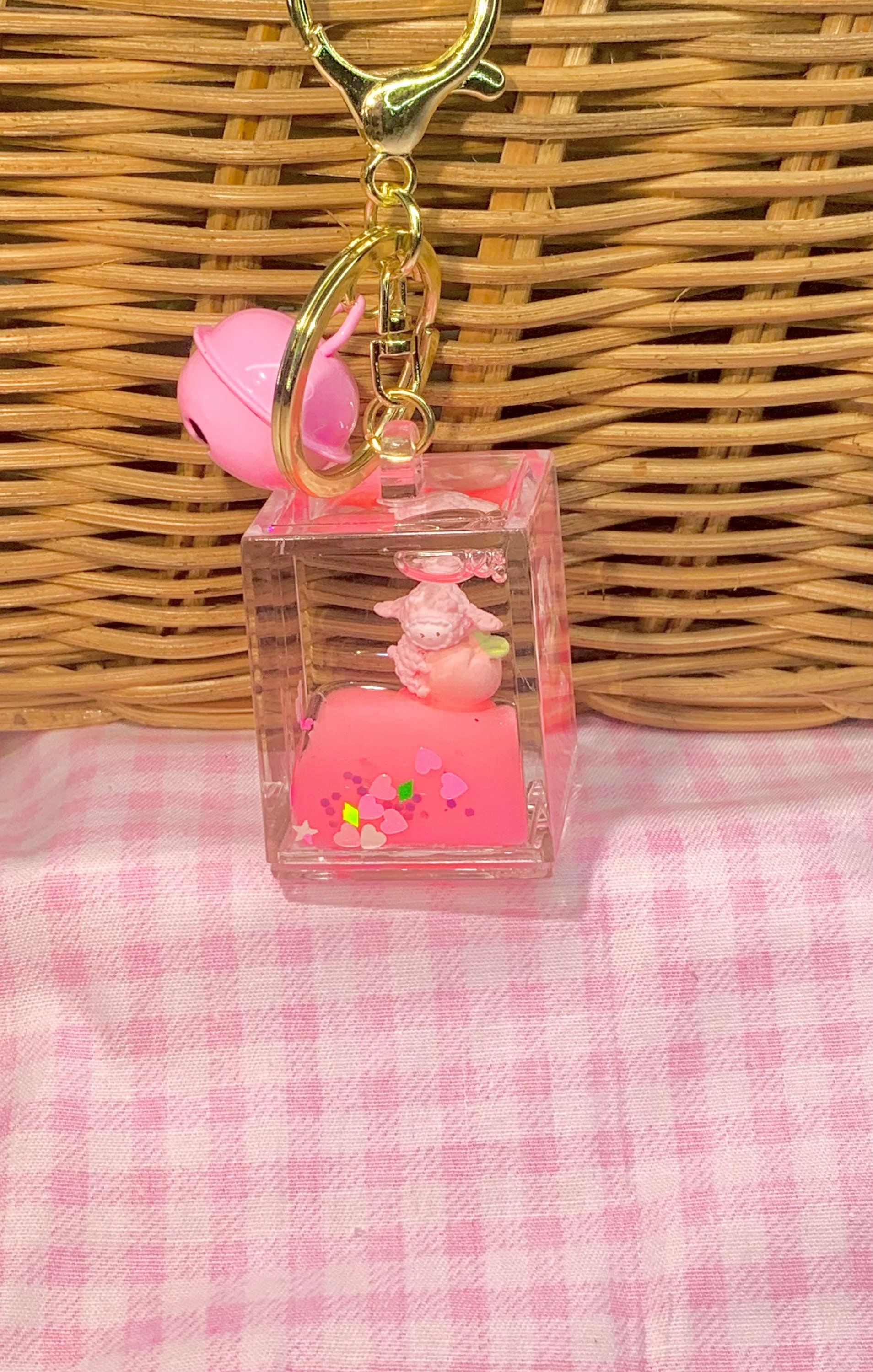 Pink Liquid Keychain, Cute Sheep Floating Oil, Bag Charm/pendant - Etsy