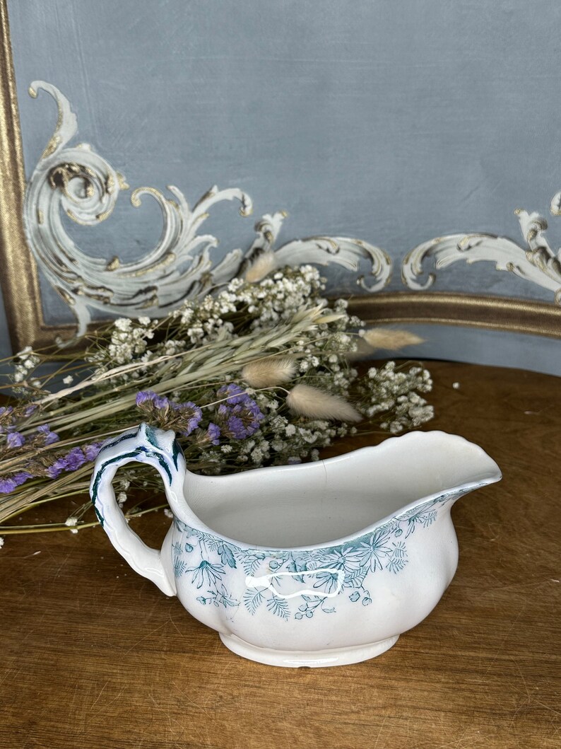 FURNIVALS Marguerite Gravy Boat / Jug Blue & White Early 1890's Ro no ...