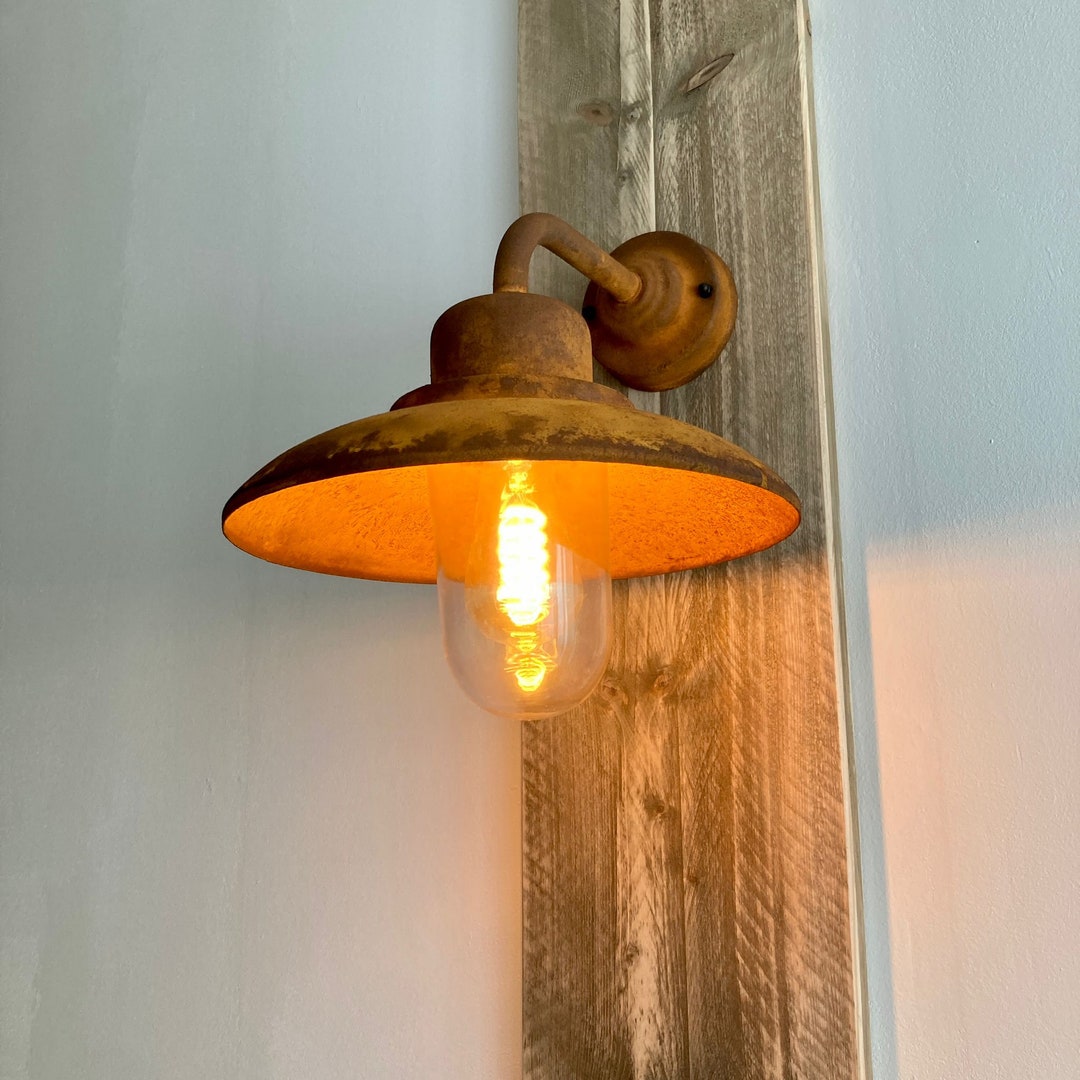 Handmade Rusty Outdoor Lamp 110V / 220V With Optional Protective ...