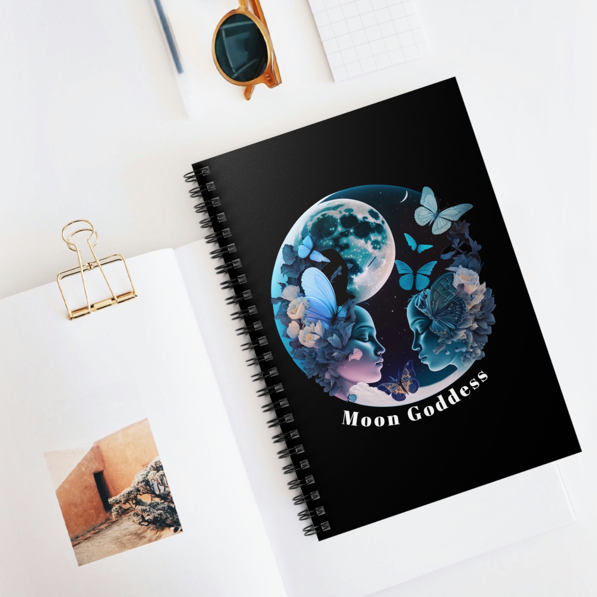 Moon Goddess, Moon Phases, New Age Journal, Manifesting, Chakras ...