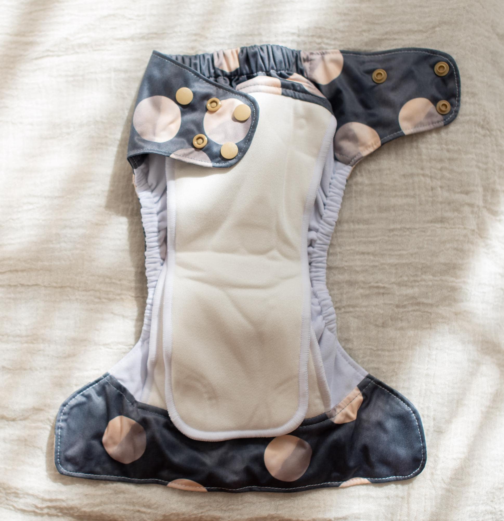 All-in-one Cloth Reusable Diaper Made With Hemp, Bamboo and Cotton and ...