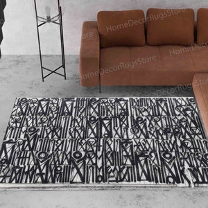 Retna Rug, American Street Art Rugs, Graffiti Rug, Salon Rug, Floor Rug ...