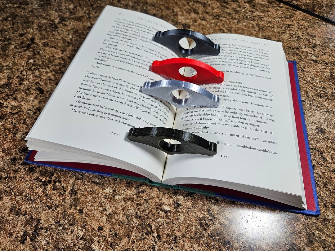 3D Printed Book Holder, Customizable Desk Accessory, Perfect for ...
