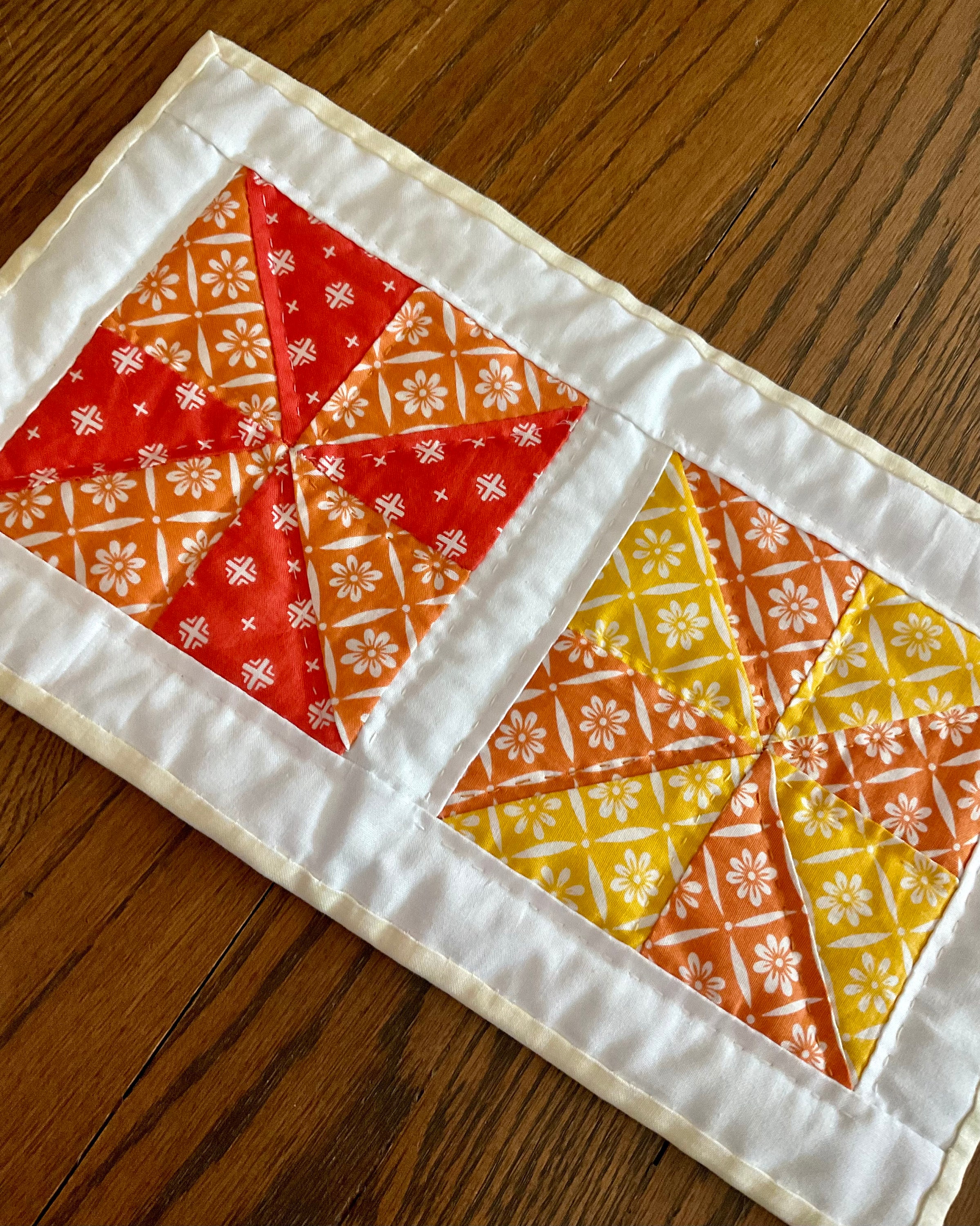 Hand Quilted Pinwheel Place Mat - Pot Holder - Wall Hanging - Yellow ...
