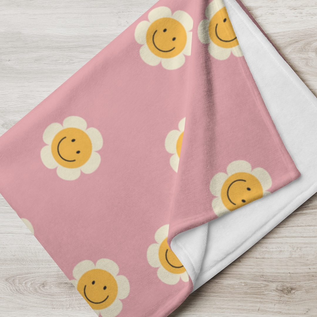Pink Smiley Face Fleece Throw Blanket - Etsy