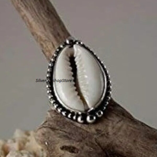 Cowrie Shell Ring - Etsy