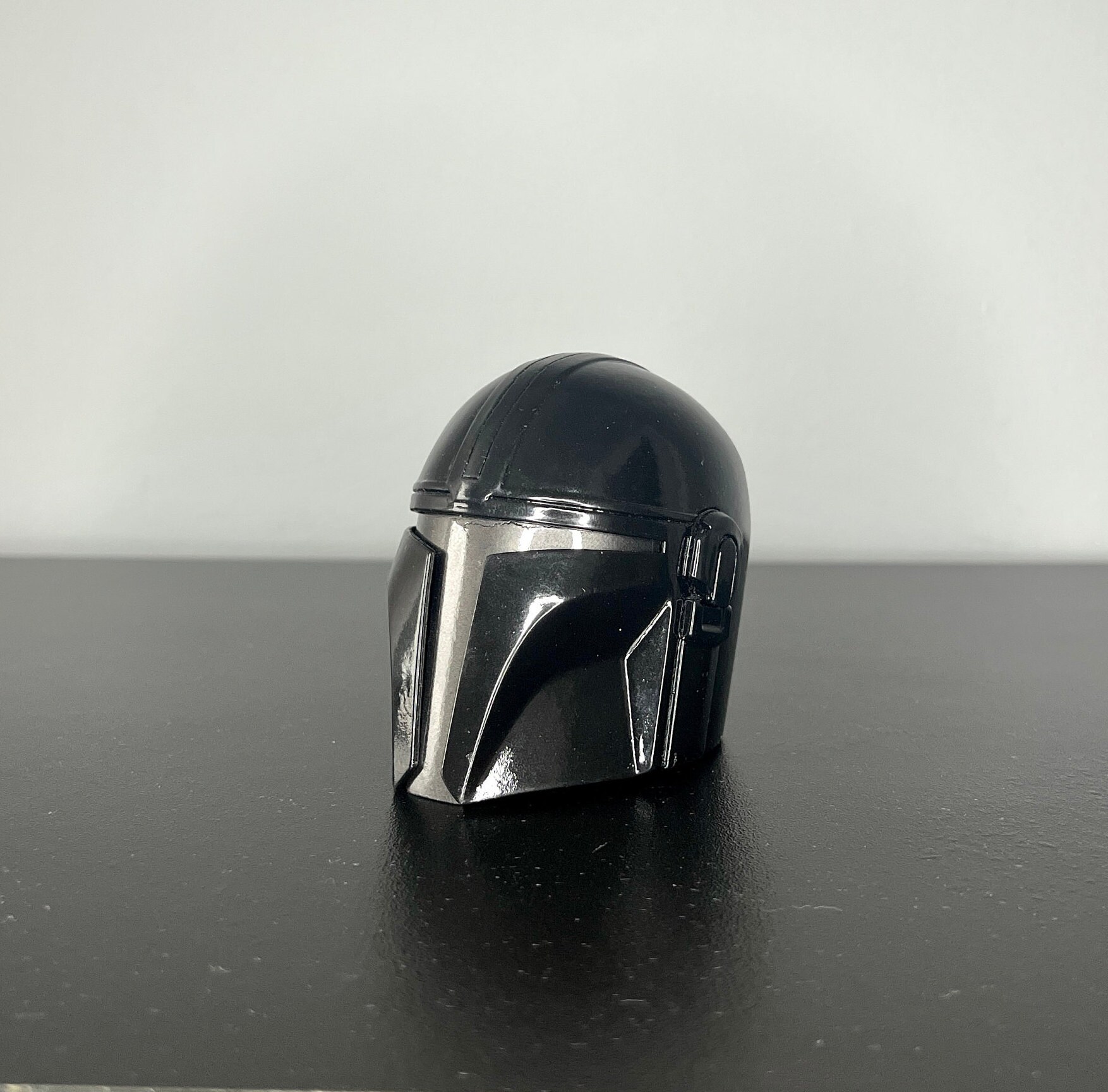 Mini Mandalorian Helmet Din Djarin Black/chrome Visor Mando Scifi ...