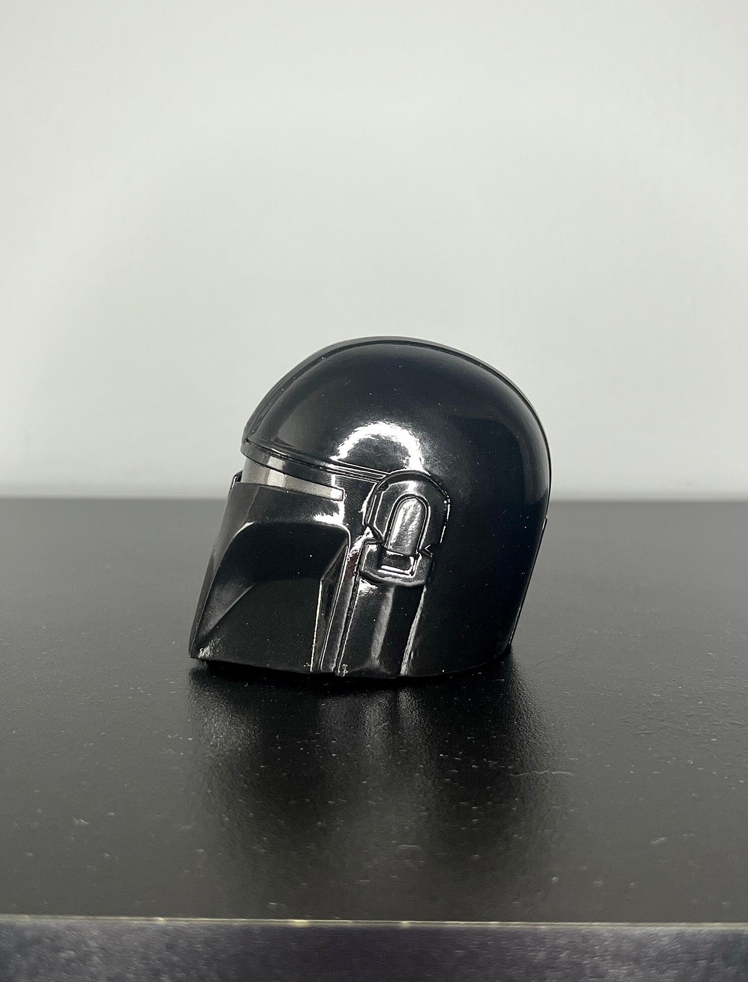 Mini Mandalorian Helmet Din Djarin Black/chrome Visor Mando Scifi ...