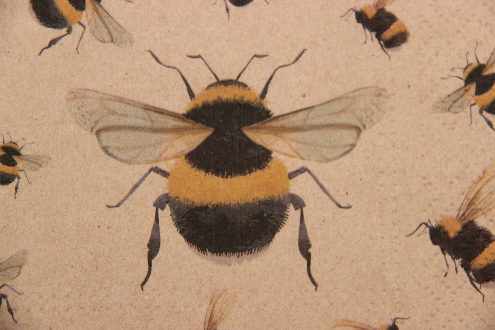 2 or 4 Pcs Paper Napkins for Decoupage, Bumblebees Pattern on 100% ...