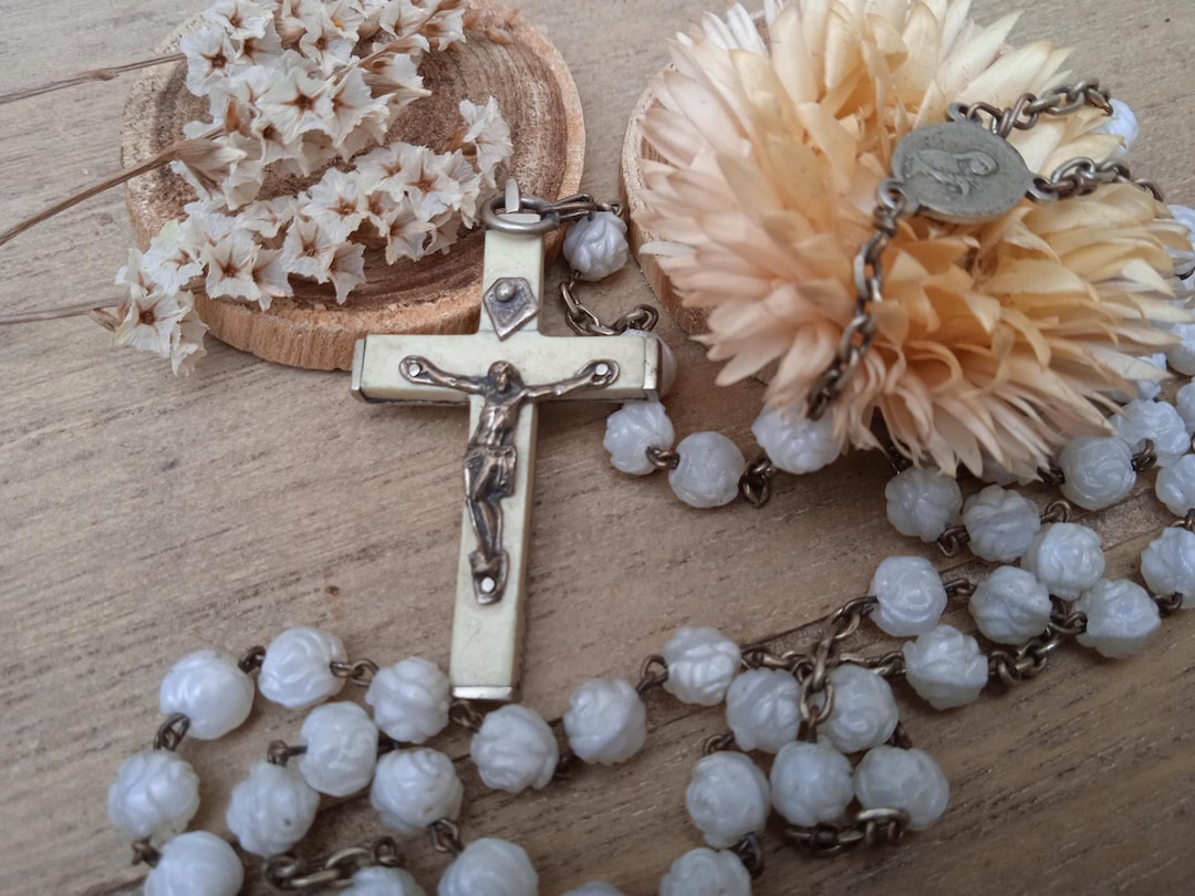 White Christian Prayer Beads - Saint Therese of Lisieux - Little Flower ...