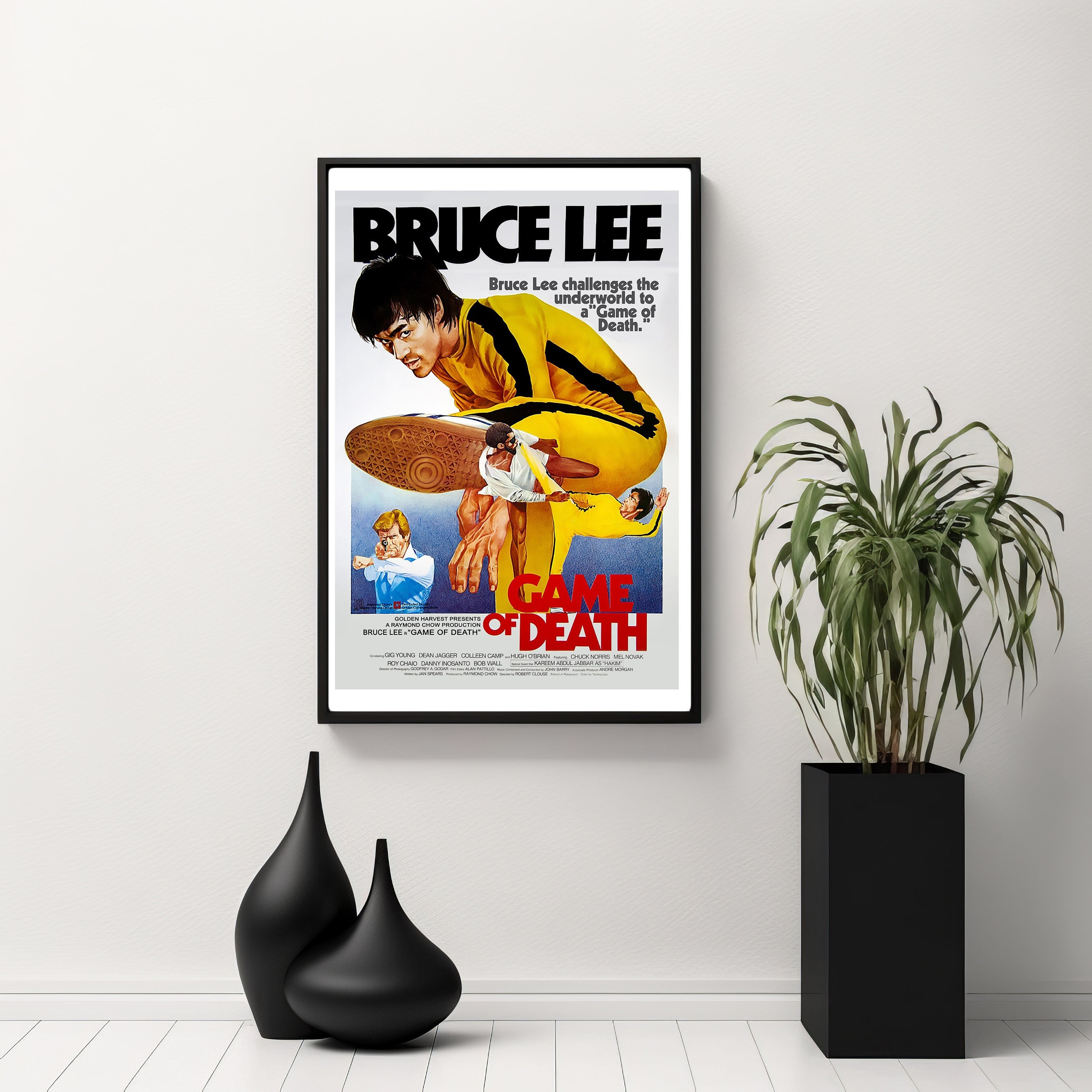 Game of Dead Bruce Lee Art Print, Stunning Art Print of Bruce Lee ...
