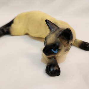 Vintage Lego Japan Siamese Cat Lounging Shelf Sitter Bisque Figurine ...