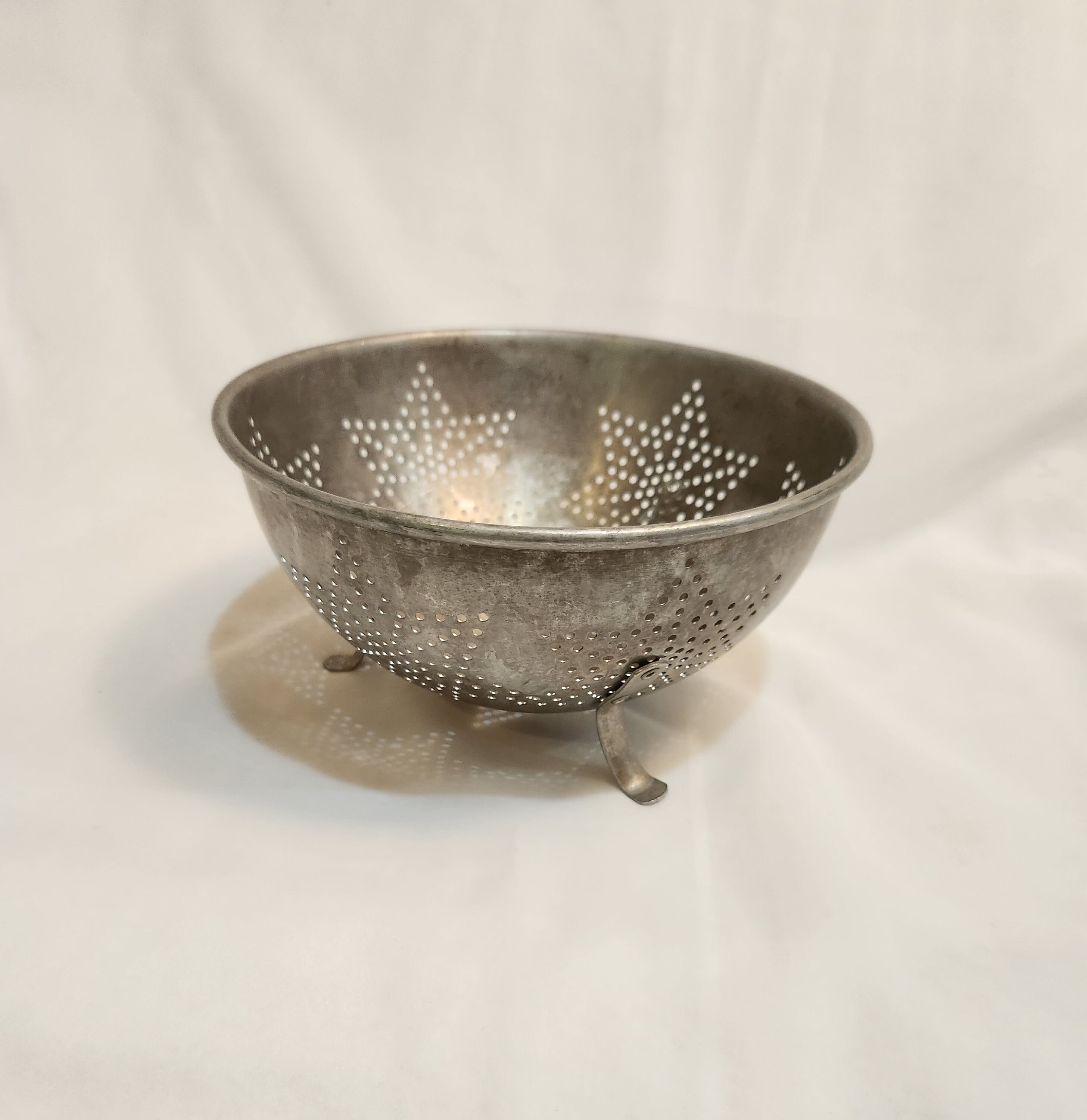 Vintage Aluminum Colander Strainer Star Design 3 Legs - Etsy