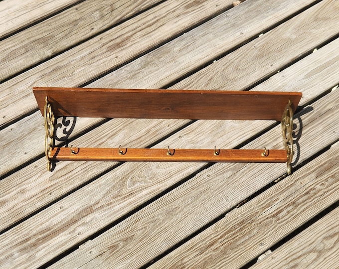Wood Display Shelf 2 Metal Brackets 2 Plate Rails 5 Hooks Vintage Wall ...