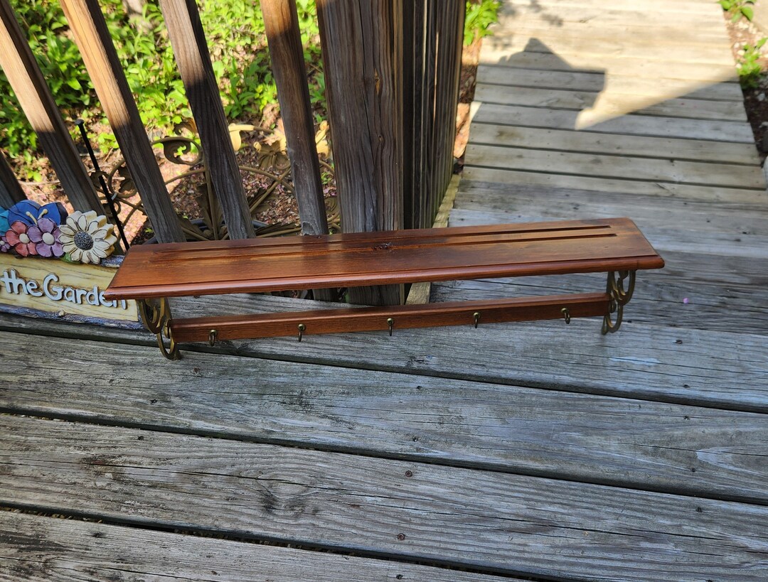 Wood Display Shelf 2 Metal Brackets 2 Plate Rails 5 Hooks Vintage Wall ...