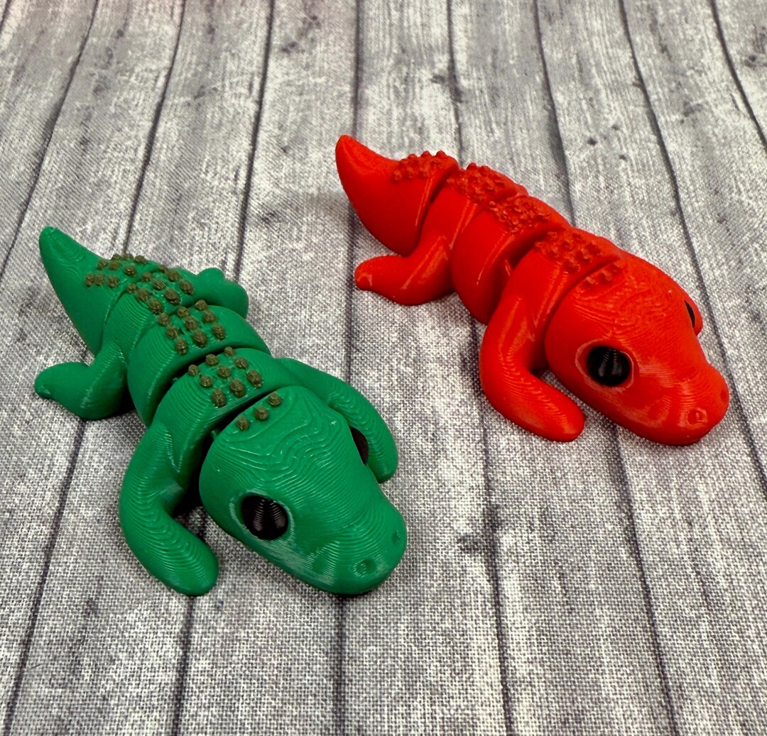 Crocodile - Chris - Small Articulated Fidget Critter - Etsy