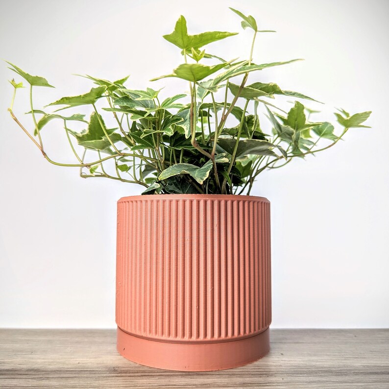 Terracotta Red Planter, Fin Plant Pot With Drainage, Made From an Eco ...