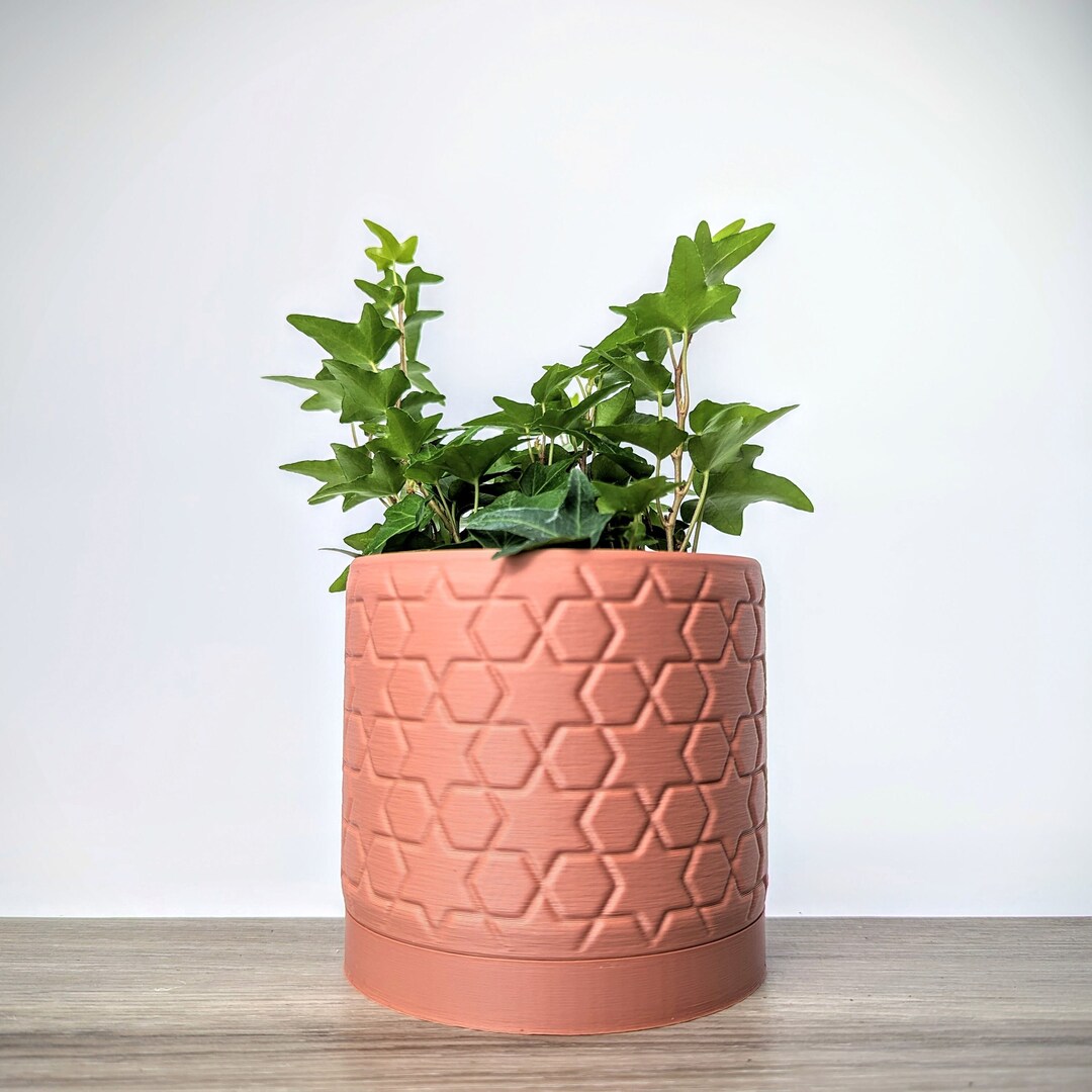 Terracotta Red Pot, Star Patterned Planter With Drainage Tray, Made ...