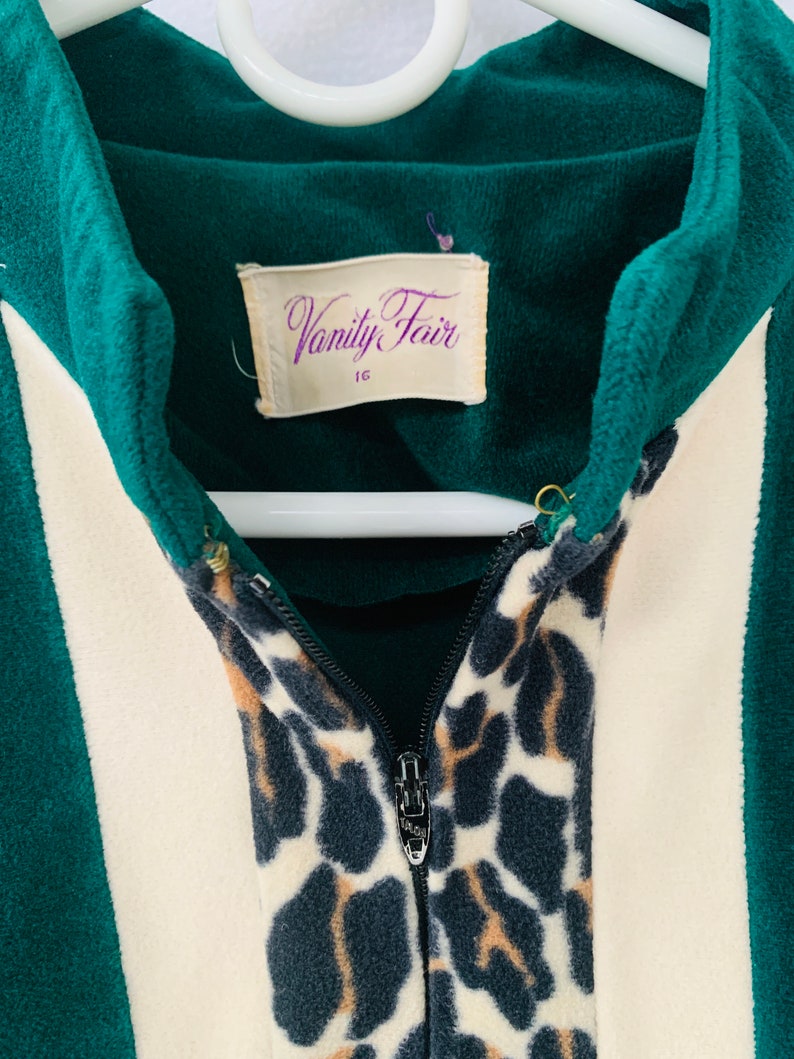 Amazing Vintage Robe. Emerald Green With Cream and Leopard Stripes Down ...